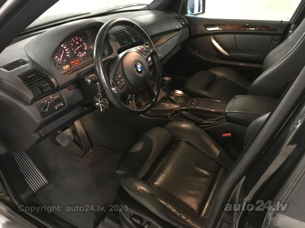Черный БМВ Х5 2002 в Таллин, объемом двигателя 3.00 л и пробегом 283 тыс. км за 3999 €, фото 4 на AUTOMOTO.COM.LV