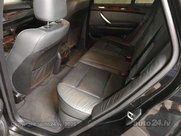 Черный БМВ Х5 2002 в Таллин, объемом двигателя 3.00 л и пробегом 283 тыс. км за 3999 €, фото 7 на AUTOMOTO.COM.LV