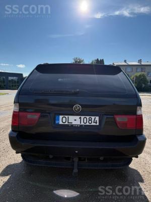Black BMW X5 2002 in Gulbene, with an engine capacity of 3.00 L and mileage of 426 thousand km for 3000 €, photo 4 on AUTOMOTO.COM.LV