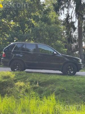 Melns BMW X5 2002 Rēzekne, ar dzinēja tilpumu 3.00 L un nobraukumu 370 tūkst. km par 3200 €, foto 6 vietnē AUTOMOTO.COM.LV