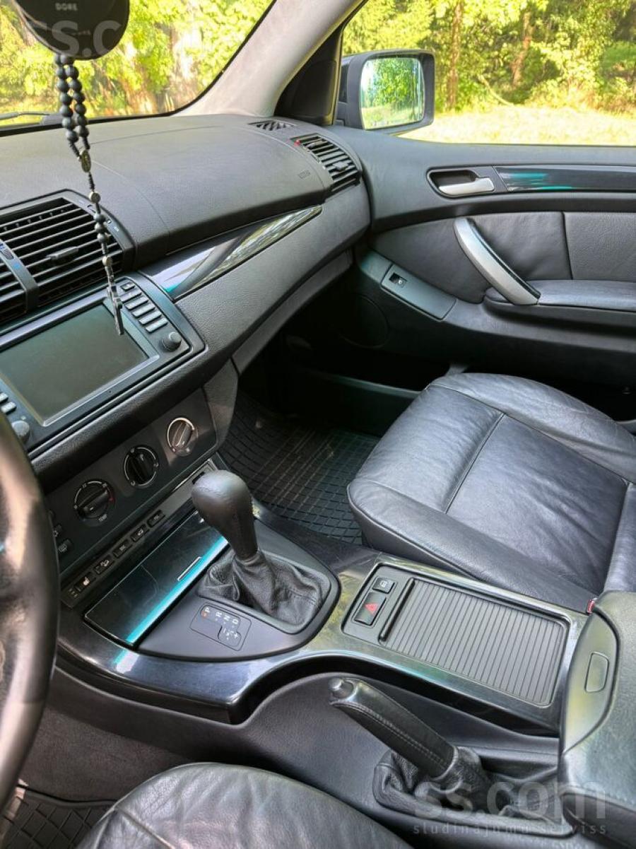 Melns BMW X5 2002 Rēzekne, ar dzinēja tilpumu 3.00 L un nobraukumu 370 tūkst. km par 3200 €, foto 9 vietnē AUTOMOTO.COM.LV