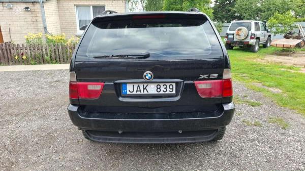 Melns BMW X5 2002 Marijampole, ar dzinēja tilpumu 3.00 L un nobraukumu 405 tūkst. km par 3250 €, foto 3 vietnē AUTOMOTO.COM.LV