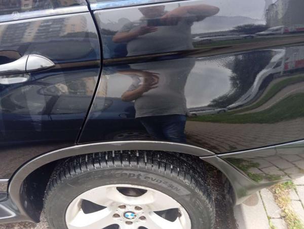 Melns BMW X5 2002 Viļņa, ar dzinēja tilpumu 2.93 L un nobraukumu 375 tūkst. km par 4450 €, foto 6 vietnē AUTOMOTO.COM.LV