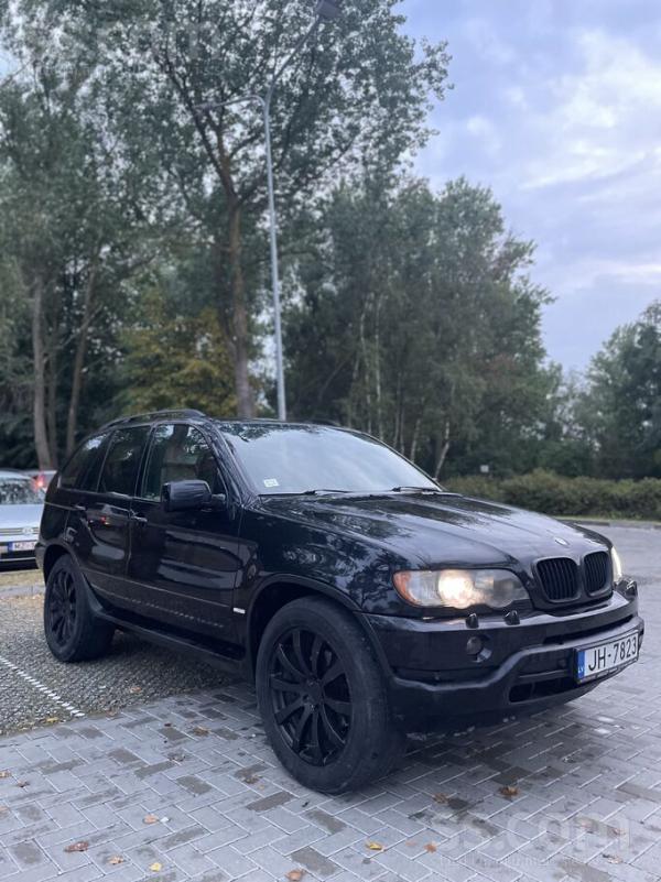 Black BMW X5 2003 in Liepaja, with an engine capacity of 3.00 L and mileage of 340 thousand km for 2250 €, photo 1 on AUTOMOTO.COM.LV