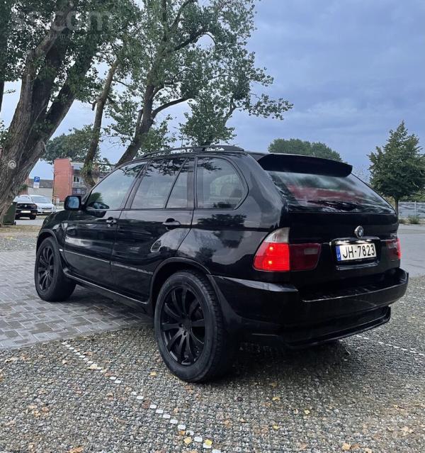 Black BMW X5 2003 in Liepaja, with an engine capacity of 3.00 L and mileage of 340 thousand km for 2250 €, photo 2 on AUTOMOTO.COM.LV