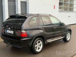 Black BMW X5 2003 in Riga, with an engine capacity of 3.00 L and mileage of 0 thousand km for 3990 €, photo 7 on AUTOMOTO.COM.LV