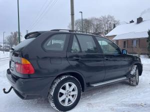 Melns BMW X5 2003 Alīta, ar dzinēja tilpumu 3.00 L un nobraukumu 304 tūkst. km par 2950 €, foto 4 vietnē AUTOMOTO.COM.LV