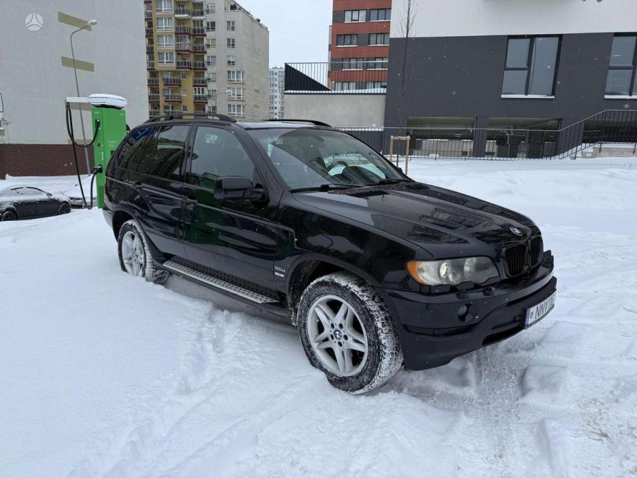 Black BMW X5 2003 in Vilnius, with an engine capacity of 2.93 L and mileage of 265 thousand km for 2950 €, photo 2 on AUTOMOTO.COM.LV