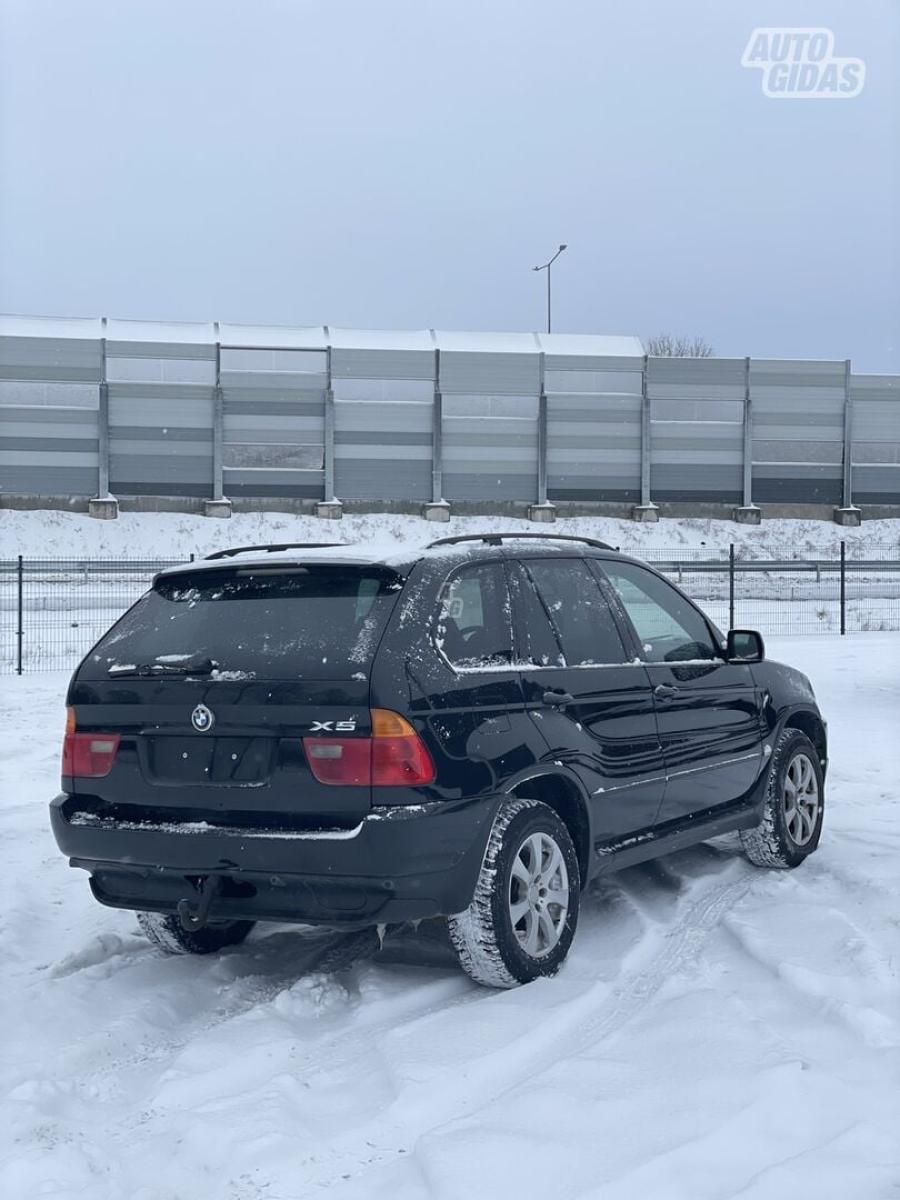 Melns BMW X5 2003 Marijampole, ar dzinēja tilpumu 3.00 L un nobraukumu 300 tūkst. km par 3600 €, foto 2 vietnē AUTOMOTO.COM.LV