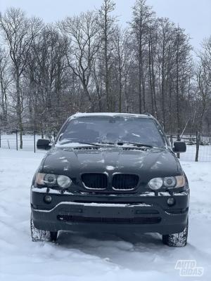 Melns BMW X5 2003 Marijampole, ar dzinēja tilpumu 3.00 L un nobraukumu 300 tūkst. km par 3600 €, foto 5 vietnē AUTOMOTO.COM.LV