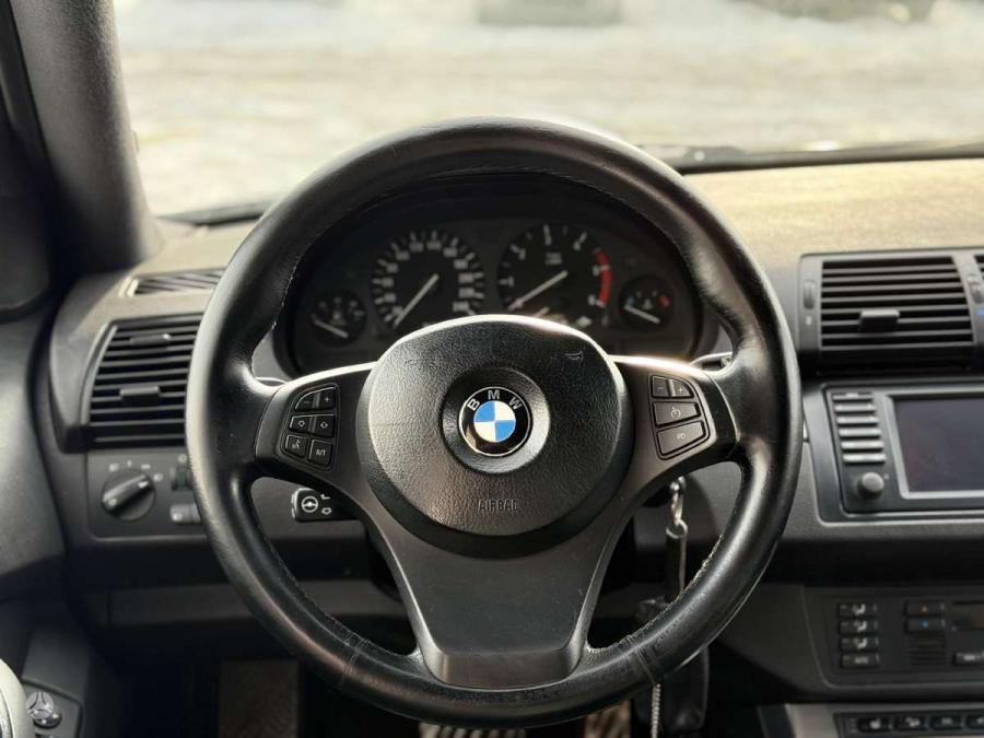 Melns BMW X5 2003 Viļņa, ar dzinēja tilpumu 2.99 L un nobraukumu 340 tūkst. km par 4800 €, foto 7 vietnē AUTOMOTO.COM.LV