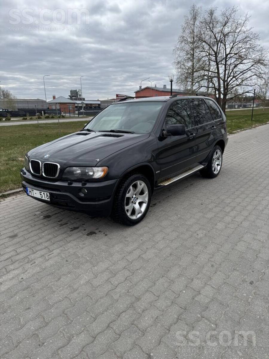 Melns BMW X5 2003 Aizkraukle, ar dzinēja tilpumu 3.00 L un nobraukumu 440 tūkst. km par 2650 €, foto 1 vietnē AUTOMOTO.COM.LV