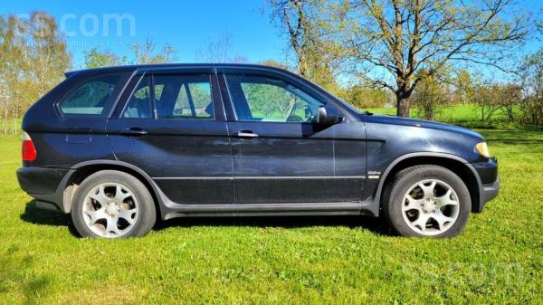 Melns BMW X5 2003 Liepāja, ar dzinēja tilpumu 3.00 L un nobraukumu 378 tūkst. km par 3000 €, foto 7 vietnē AUTOMOTO.COM.LV