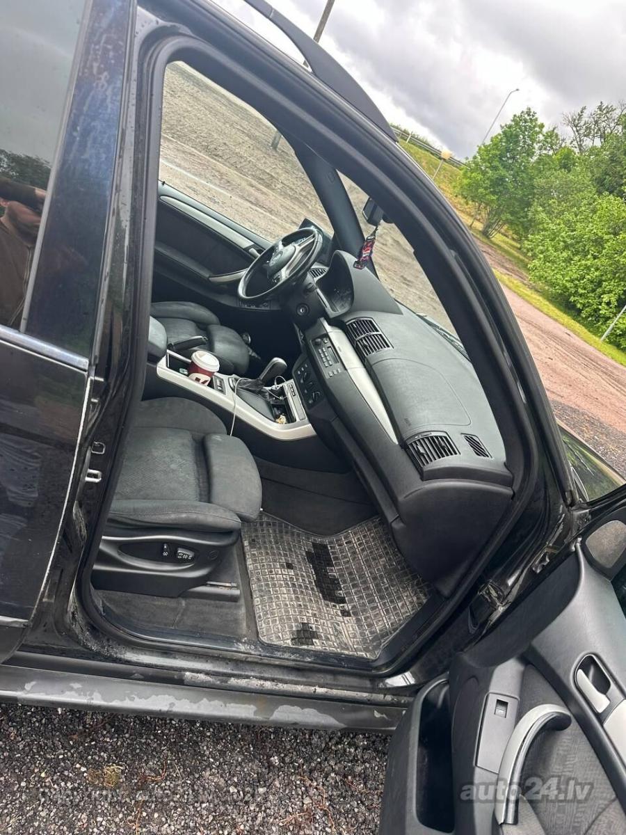 Black BMW X5 2003 in Maardu, with an engine capacity of 2.90 L and mileage of 362 thousand km for 3699 €, photo 8 on AUTOMOTO.COM.LV