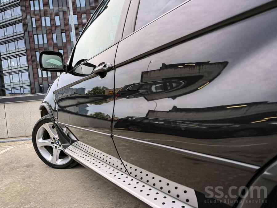 Черный БМВ Х5 2003 в Рига, объемом двигателя 4.60 л и пробегом 307 тыс. км за 7950 €, фото 6 на AUTOMOTO.COM.LV