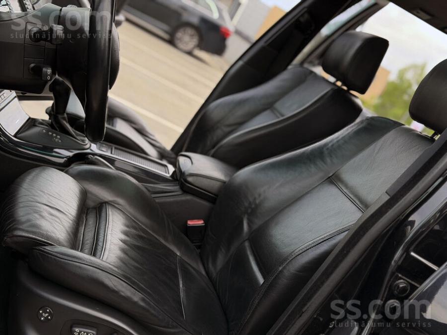 Черный БМВ Х5 2003 в Рига, объемом двигателя 4.60 л и пробегом 307 тыс. км за 7950 €, фото 12 на AUTOMOTO.COM.LV