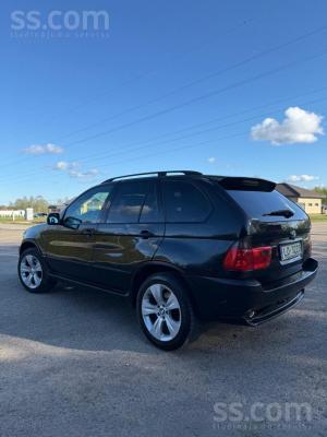 Black BMW X5 2003 in Riga, with an engine capacity of 3.00 L and mileage of 360 thousand km for 3100 €, photo 5 on AUTOMOTO.COM.LV
