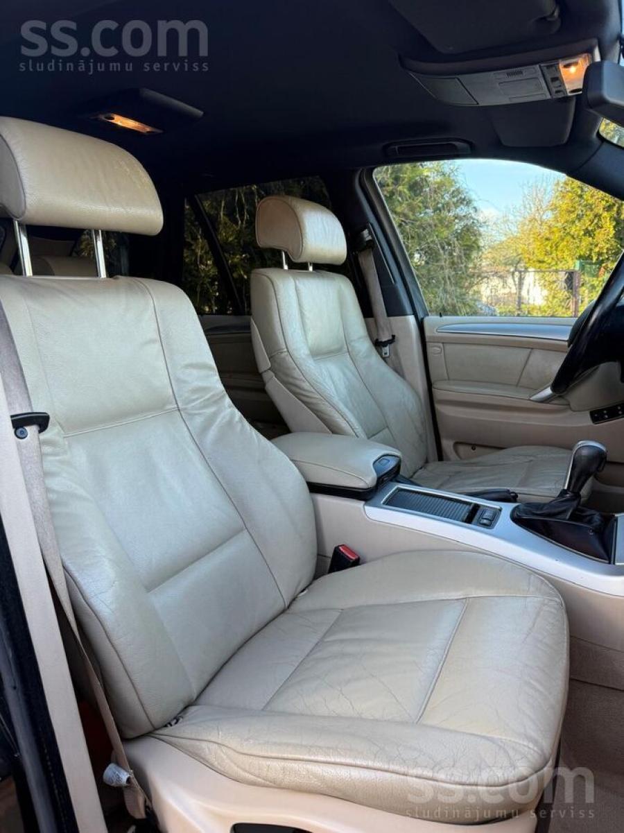 Black BMW X5 2003 in Riga, with an engine capacity of 3.00 L and mileage of 360 thousand km for 3100 €, photo 9 on AUTOMOTO.COM.LV