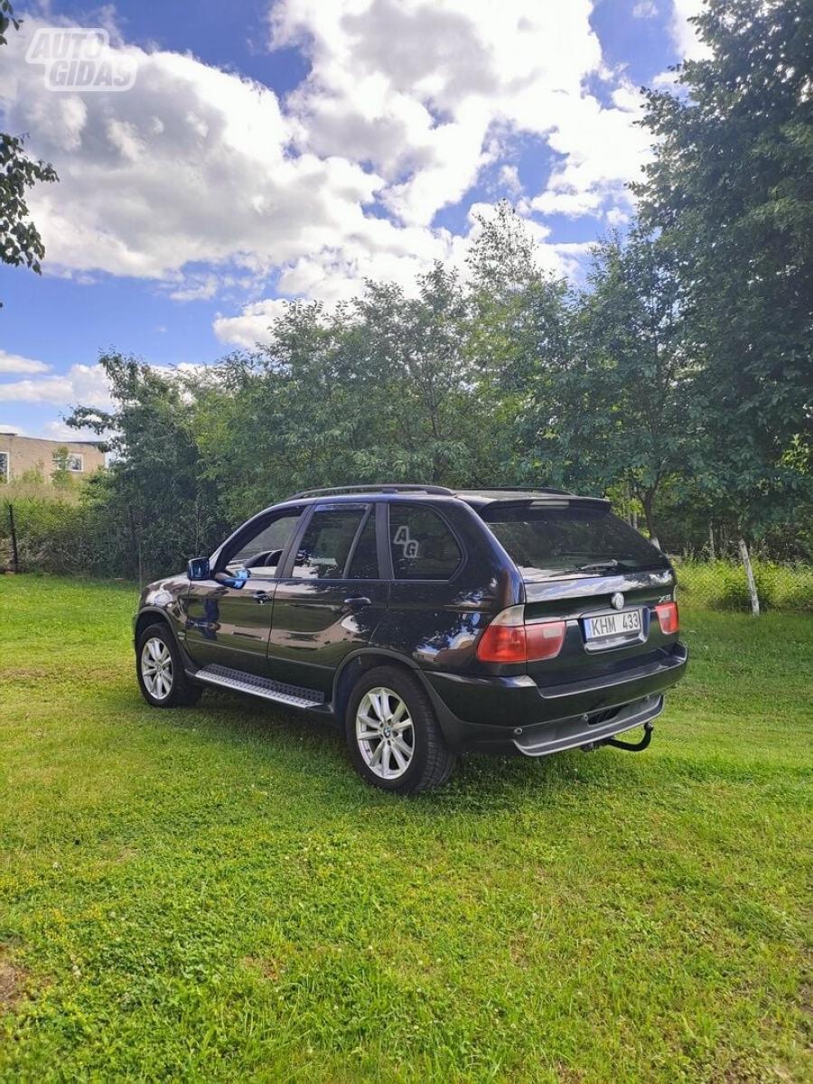 Black BMW X5 2003 in Kaunas, with an engine capacity of 3.00 L and mileage of 338 thousand km for 3700 €, photo 4 on AUTOMOTO.COM.LV