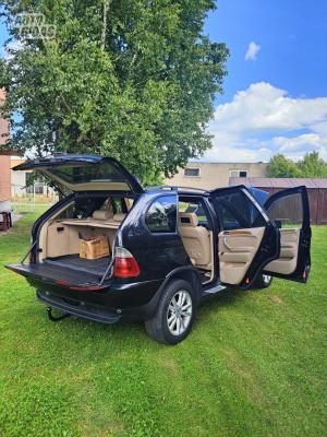 Black BMW X5 2003 in Kaunas, with an engine capacity of 3.00 L and mileage of 338 thousand km for 3700 €, photo 10 on AUTOMOTO.COM.LV