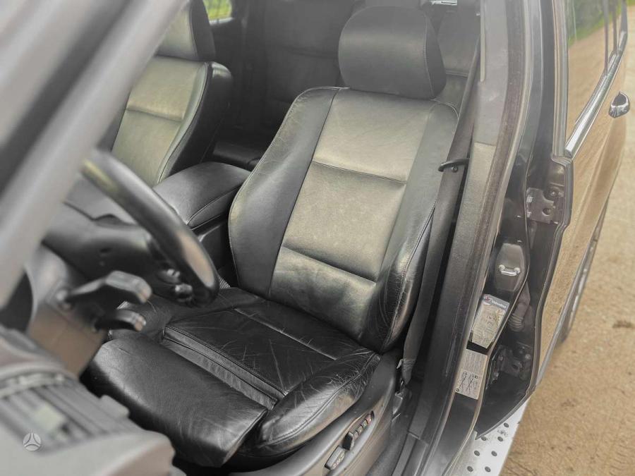 Черный БМВ Х5 2003 в Вильнюс, объемом двигателя 2.99 л и пробегом 342 тыс. км за 5500 €, фото 23 на AUTOMOTO.COM.LV