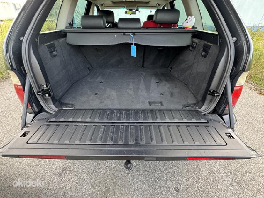 Melns BMW X5 2003 Tallina, ar dzinēja tilpumu 3.00 L un nobraukumu 0 tūkst. km par 4150 €, foto 9 vietnē AUTOMOTO.COM.LV