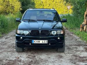 Melns BMW X5 2003 Kauņa, ar dzinēja tilpumu 2.93 L un nobraukumu 339 tūkst. km par 4000 €, foto 3 vietnē AUTOMOTO.COM.LV