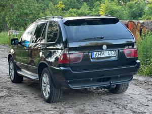 Melns BMW X5 2003 Kauņa, ar dzinēja tilpumu 2.93 L un nobraukumu 339 tūkst. km par 4000 €, foto 6 vietnē AUTOMOTO.COM.LV