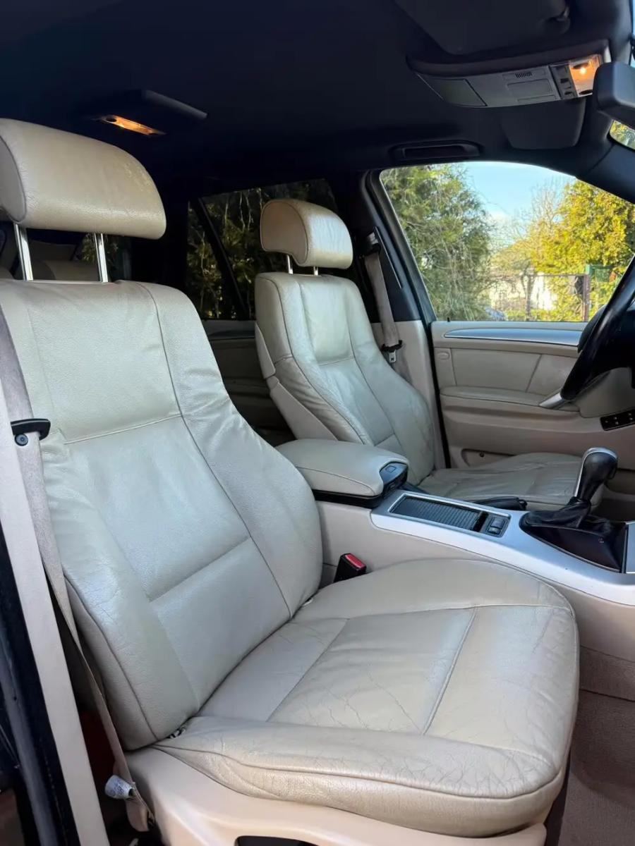 Black BMW X5 2003 in Riga, with an engine capacity of 3.00 L and mileage of 360 thousand km for 3100 €, photo 9 on AUTOMOTO.COM.LV