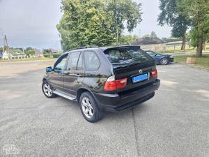 Black BMW X5 2003 in Vilkaviskis, with an engine capacity of 3.00 L and mileage of 328 thousand km for 3100 €, photo 5 on AUTOMOTO.COM.LV
