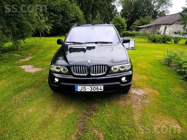 Черный БМВ Х5 2003 в Бауска, объемом двигателя 3.00 л и пробегом 480 тыс. км за 4000 €, фото 2 на AUTOMOTO.COM.LV