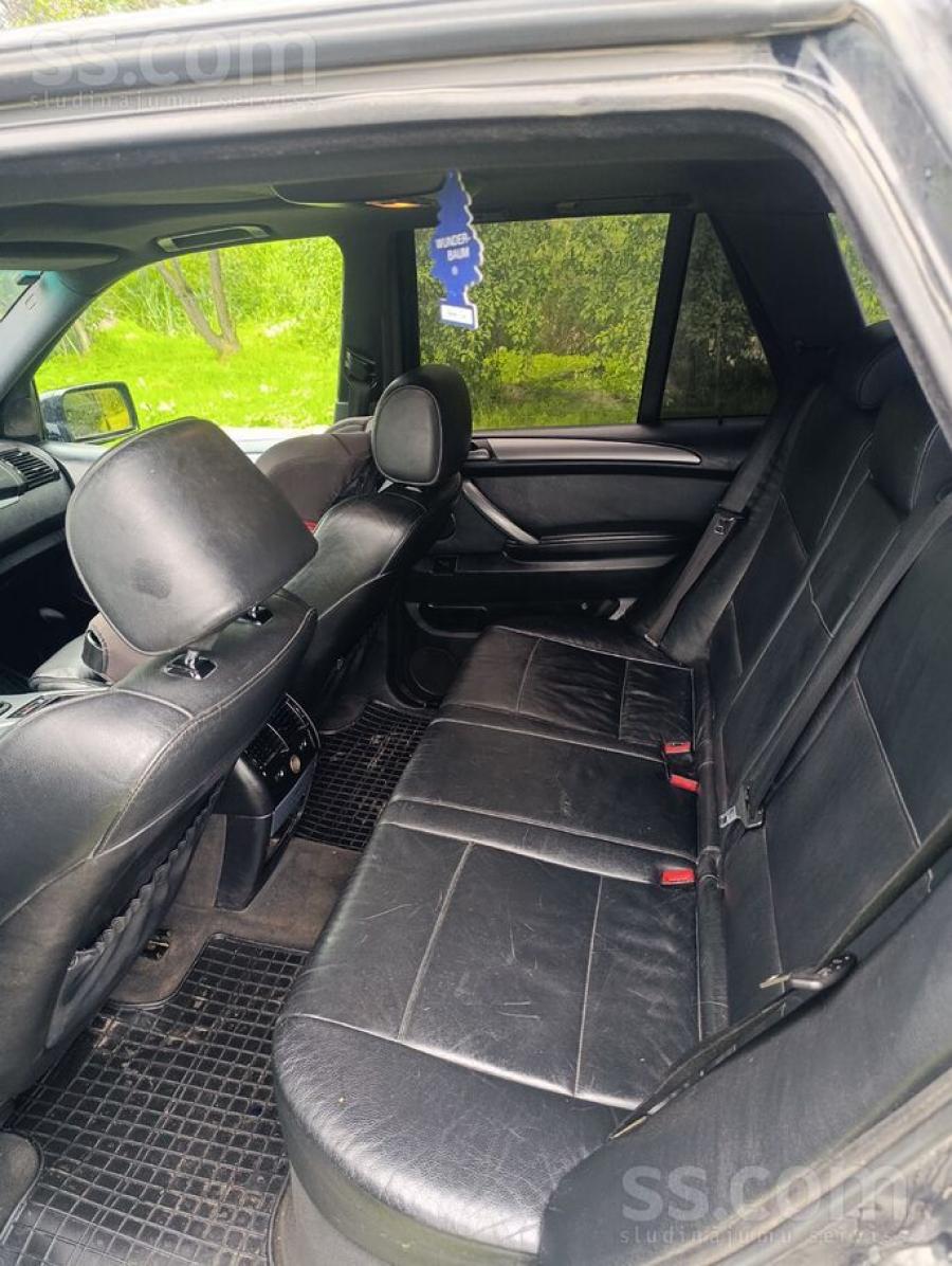 Melns BMW X5 2003 Bauska, ar dzinēja tilpumu 3.00 L un nobraukumu 480 tūkst. km par 4000 €, foto 10 vietnē AUTOMOTO.COM.LV