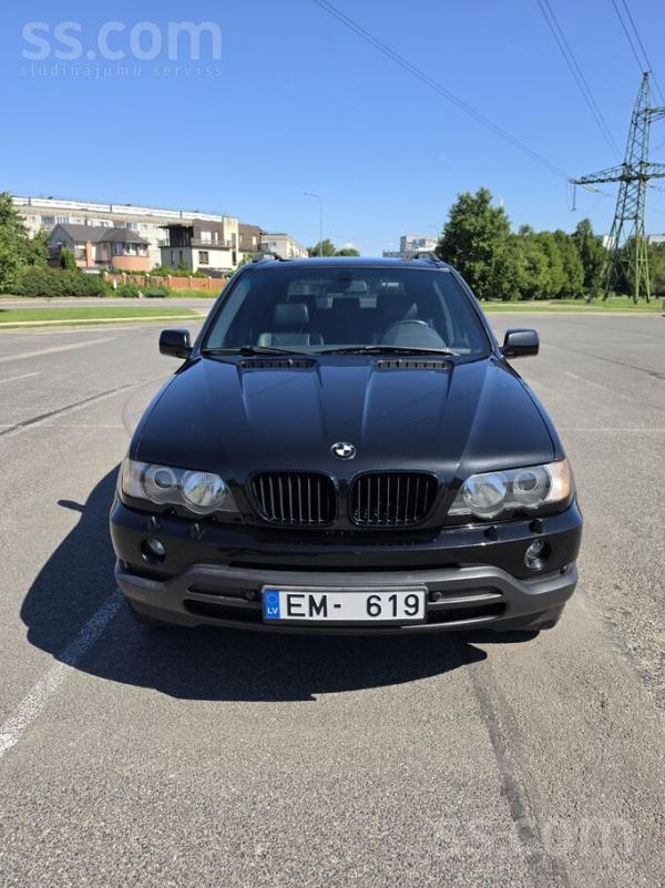 Черный БМВ Х5 2003 в Рига, объемом двигателя 3.00 л и пробегом 227 тыс. км за 4000 €, фото 1 на AUTOMOTO.COM.LV