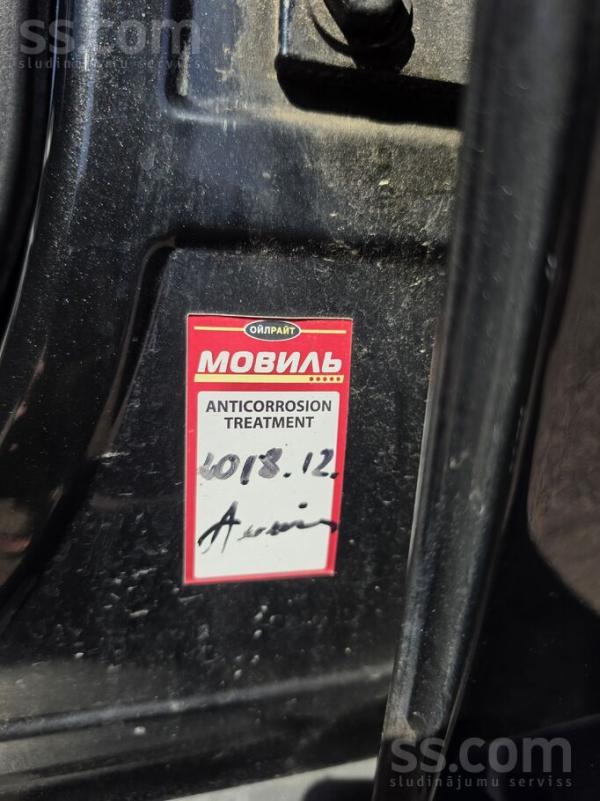 Черный БМВ Х5 2003 в Рига, объемом двигателя 3.00 л и пробегом 227 тыс. км за 4000 €, фото 10 на AUTOMOTO.COM.LV
