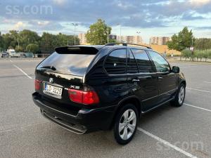 Black BMW X5 2003 in Riga, with an engine capacity of 3.00 L and mileage of 380 thousand km for 2900 €, photo 6 on AUTOMOTO.COM.LV