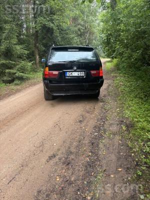 Melns BMW X5 2003 Rēzekne, ar dzinēja tilpumu 3.00 L un nobraukumu 404 tūkst. km par 2100 €, foto 4 vietnē AUTOMOTO.COM.LV
