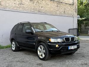 Black BMW X5 2003 in Riga, with an engine capacity of 3.00 L and mileage of 395 thousand km for 3450 €, photo 3 on AUTOMOTO.COM.LV
