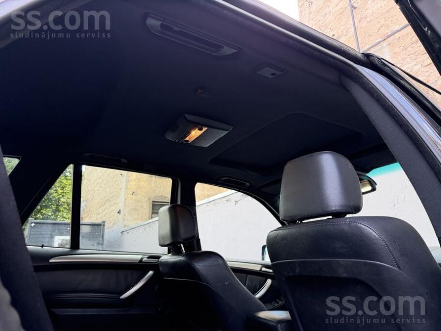 Black BMW X5 2003 in Riga, with an engine capacity of 3.00 L and mileage of 395 thousand km for 3450 €, photo 10 on AUTOMOTO.COM.LV