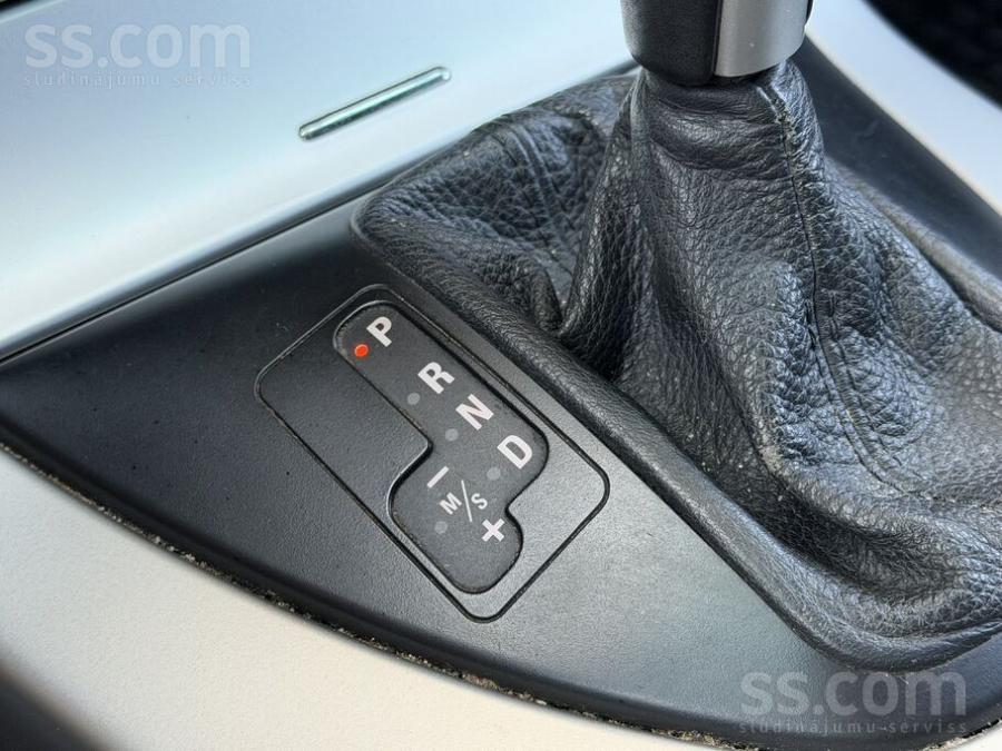 Black BMW X5 2003 in Riga, with an engine capacity of 3.00 L and mileage of 395 thousand km for 3450 €, photo 12 on AUTOMOTO.COM.LV