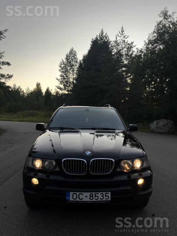 Black BMW X5 2003 in Kraslava, with an engine capacity of 3.00 L and mileage of 462 thousand km for 3900 €, photo 2 on AUTOMOTO.COM.LV