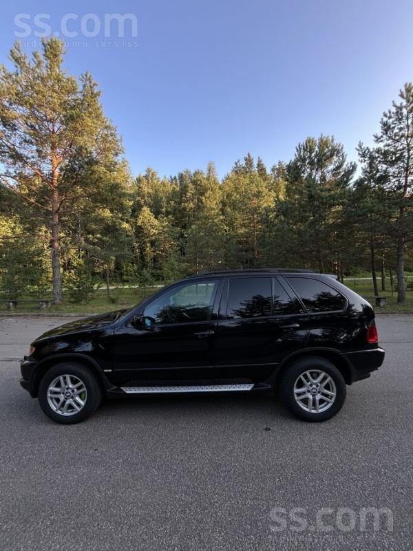 Black BMW X5 2003 in Kraslava, with an engine capacity of 3.00 L and mileage of 462 thousand km for 3900 €, photo 5 on AUTOMOTO.COM.LV