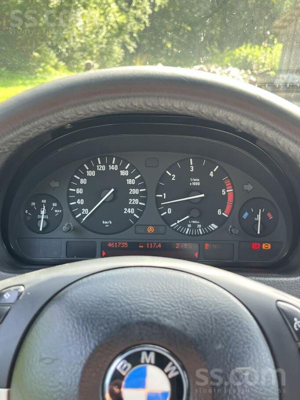 Black BMW X5 2003 in Kraslava, with an engine capacity of 3.00 L and mileage of 462 thousand km for 3900 €, photo 8 on AUTOMOTO.COM.LV