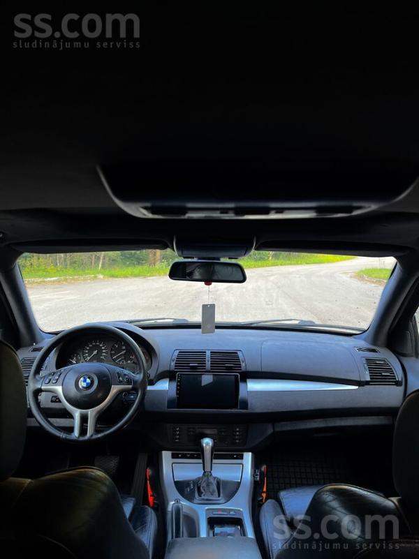 Black BMW X5 2003 in Kraslava, with an engine capacity of 3.00 L and mileage of 462 thousand km for 3900 €, photo 9 on AUTOMOTO.COM.LV
