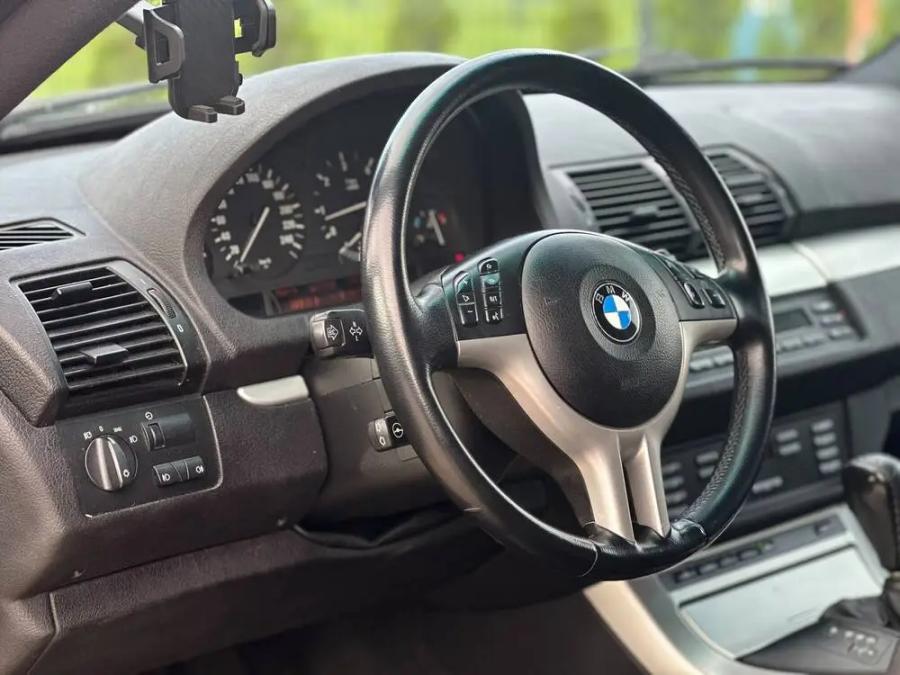 Melns BMW X5 2003 Jelgava, ar dzinēja tilpumu 3.00 L un nobraukumu 355 tūkst. km par 2750 €, foto 8 vietnē AUTOMOTO.COM.LV