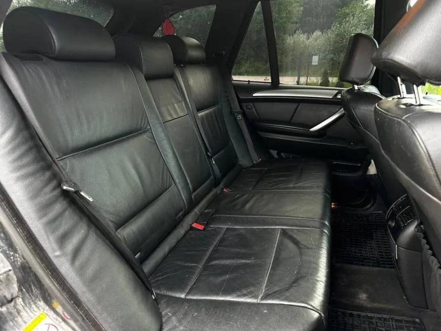 Melns BMW X5 2003 Jelgava, ar dzinēja tilpumu 3.00 L un nobraukumu 355 tūkst. km par 2750 €, foto 14 vietnē AUTOMOTO.COM.LV