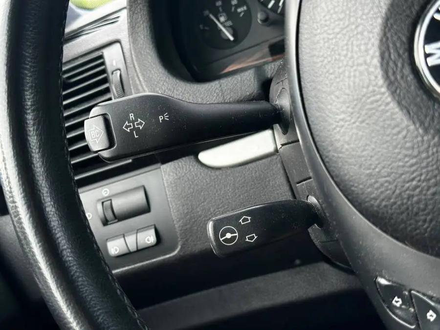 Melns BMW X5 2003 Jelgava, ar dzinēja tilpumu 3.00 L un nobraukumu 355 tūkst. km par 2750 €, foto 23 vietnē AUTOMOTO.COM.LV
