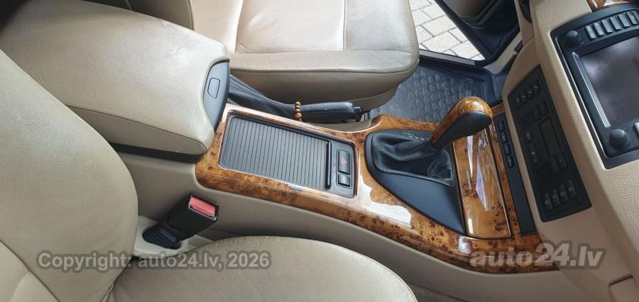 Melns BMW X5 2003 Tallina, ar dzinēja tilpumu 2.90 L un nobraukumu 323 tūkst. km par 8800 €, foto 14 vietnē AUTOMOTO.COM.LV