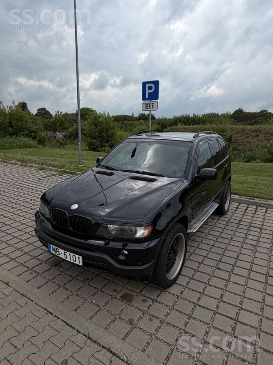 Melns BMW X5 2003 Daugavpils, ar dzinēja tilpumu 3.00 L un nobraukumu 307 tūkst. km par 5600 €, foto 3 vietnē AUTOMOTO.COM.LV