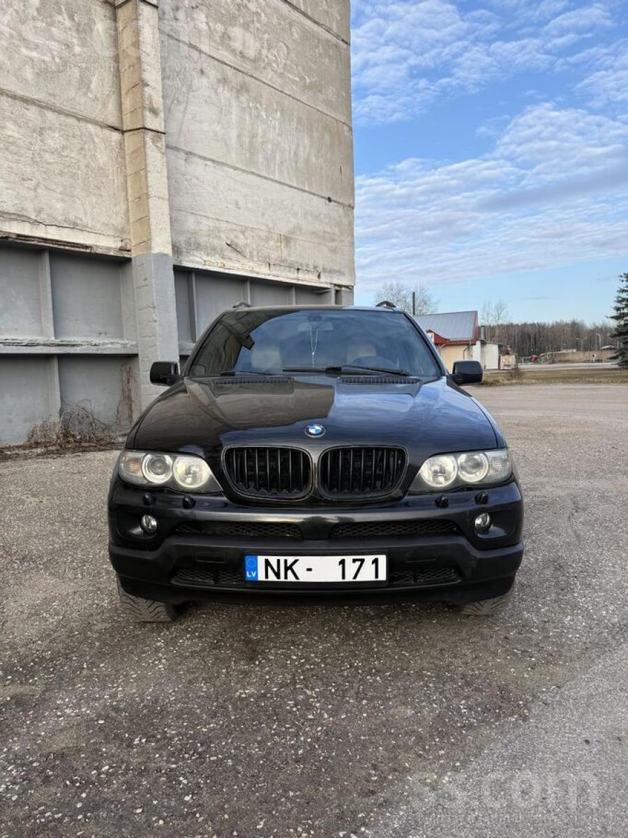 Black BMW X5 2003 in Valmiera, with an engine capacity of 3.00 L and mileage of 336 thousand km for 3500 €, photo 4 on AUTOMOTO.COM.LV