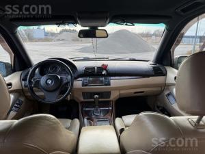 Black BMW X5 2003 in Valmiera, with an engine capacity of 3.00 L and mileage of 336 thousand km for 3500 €, photo 6 on AUTOMOTO.COM.LV